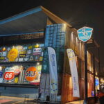 76 Garage Vintage Restaurant - Discover Containers