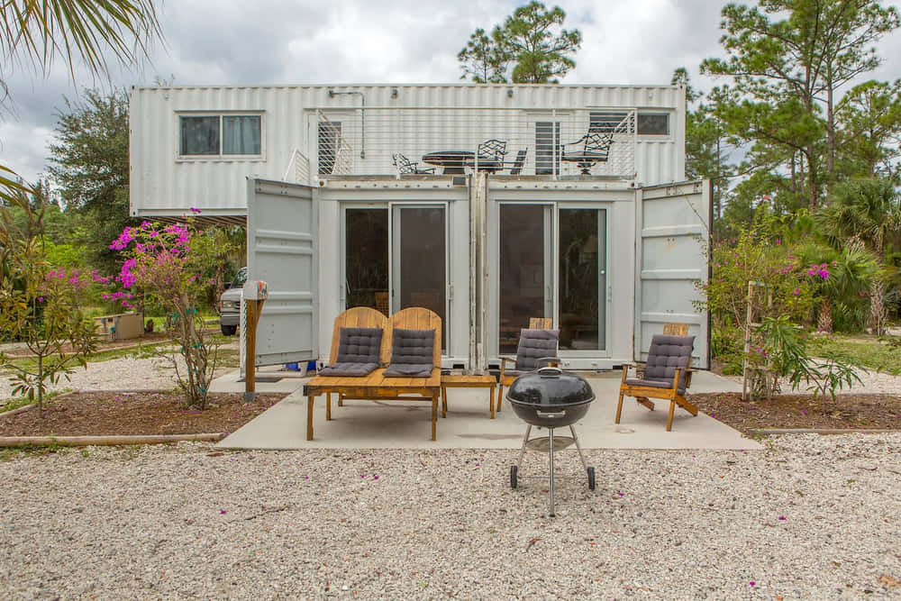 Riverfront Jupiter Florida Container Home - Discover Containers
