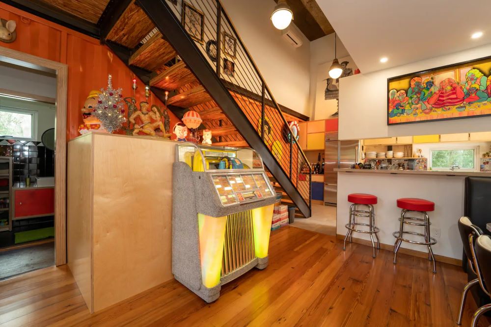 Prince Road Container House - Discover Containers